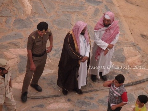 Here's Islamic Tolerance ! Saudi Arabia Religious Police Arrest People ...
