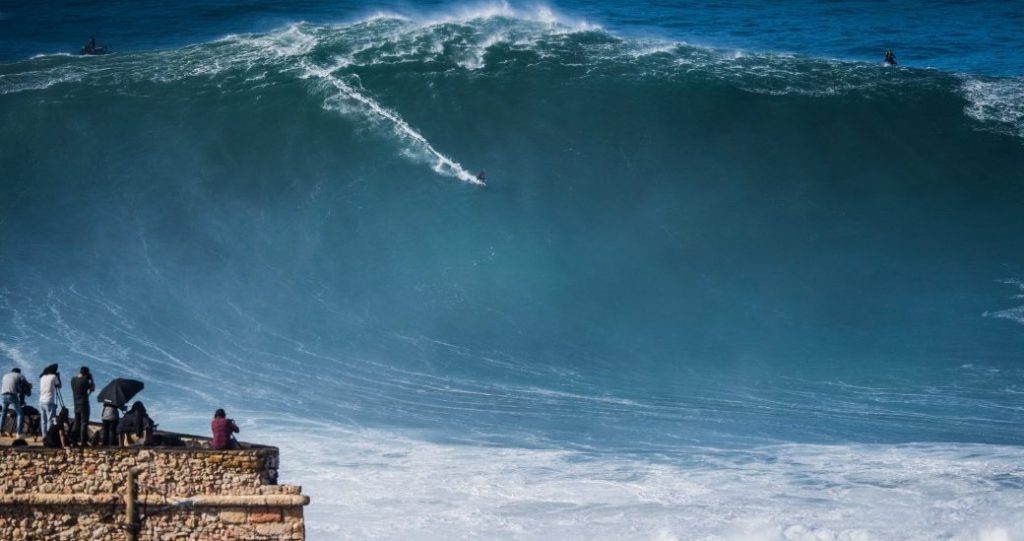 How Are The Giant Waves Of Nazaré Formed? | NationalTurk